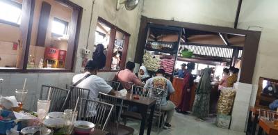5 Mie Kocok Legendaris di Bandung yang Penuh Rempah & Kikil Lumer, No ...