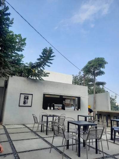 5 Hidden Gems Coffee Shop di Bandung: Tempat Ngopi Tenang, Aesthetic ...